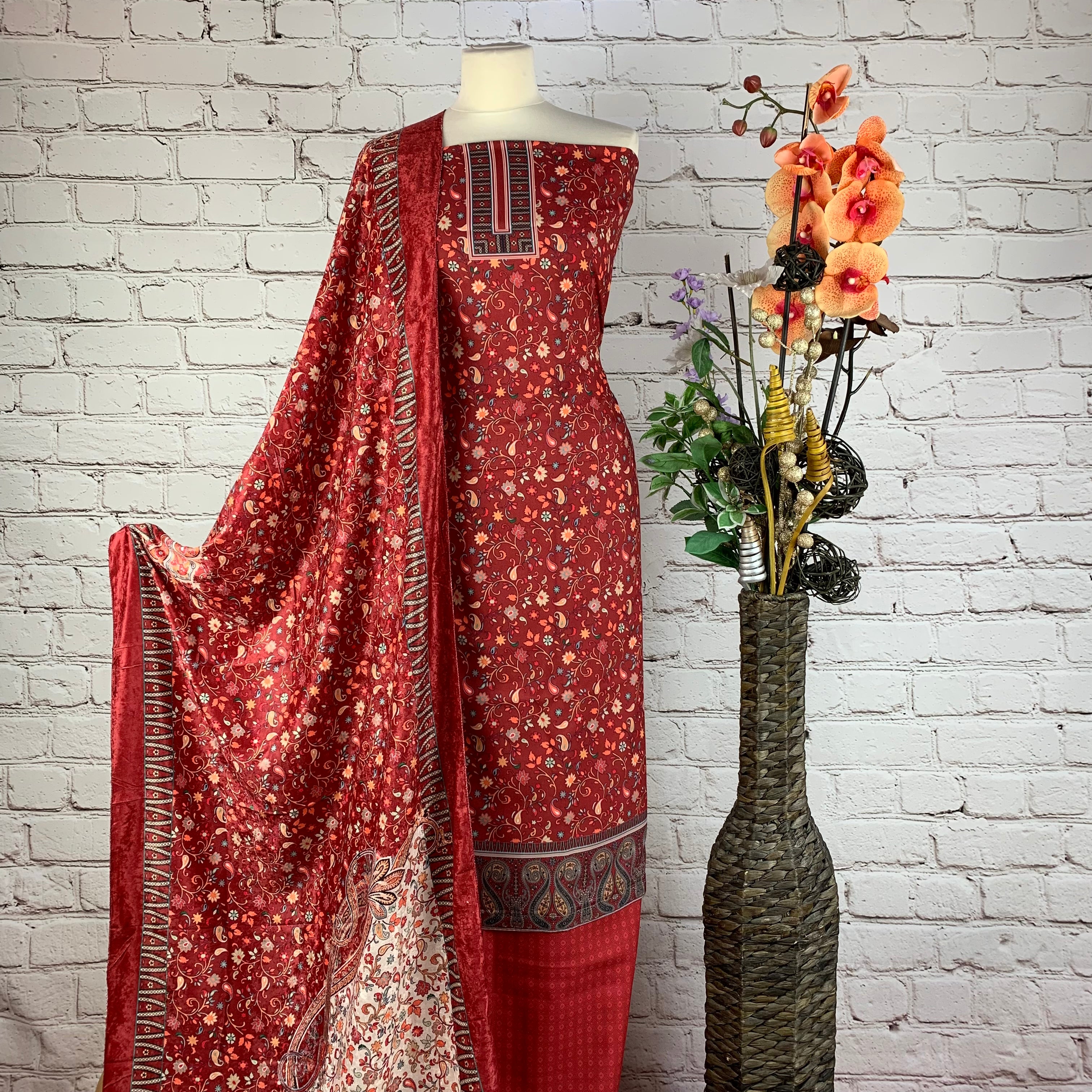 Self Print Garam Suit with Neck & Border Print (V8) – O & P Birmingham